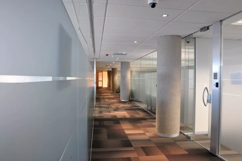 GLASS - Active Glass and Aluminium